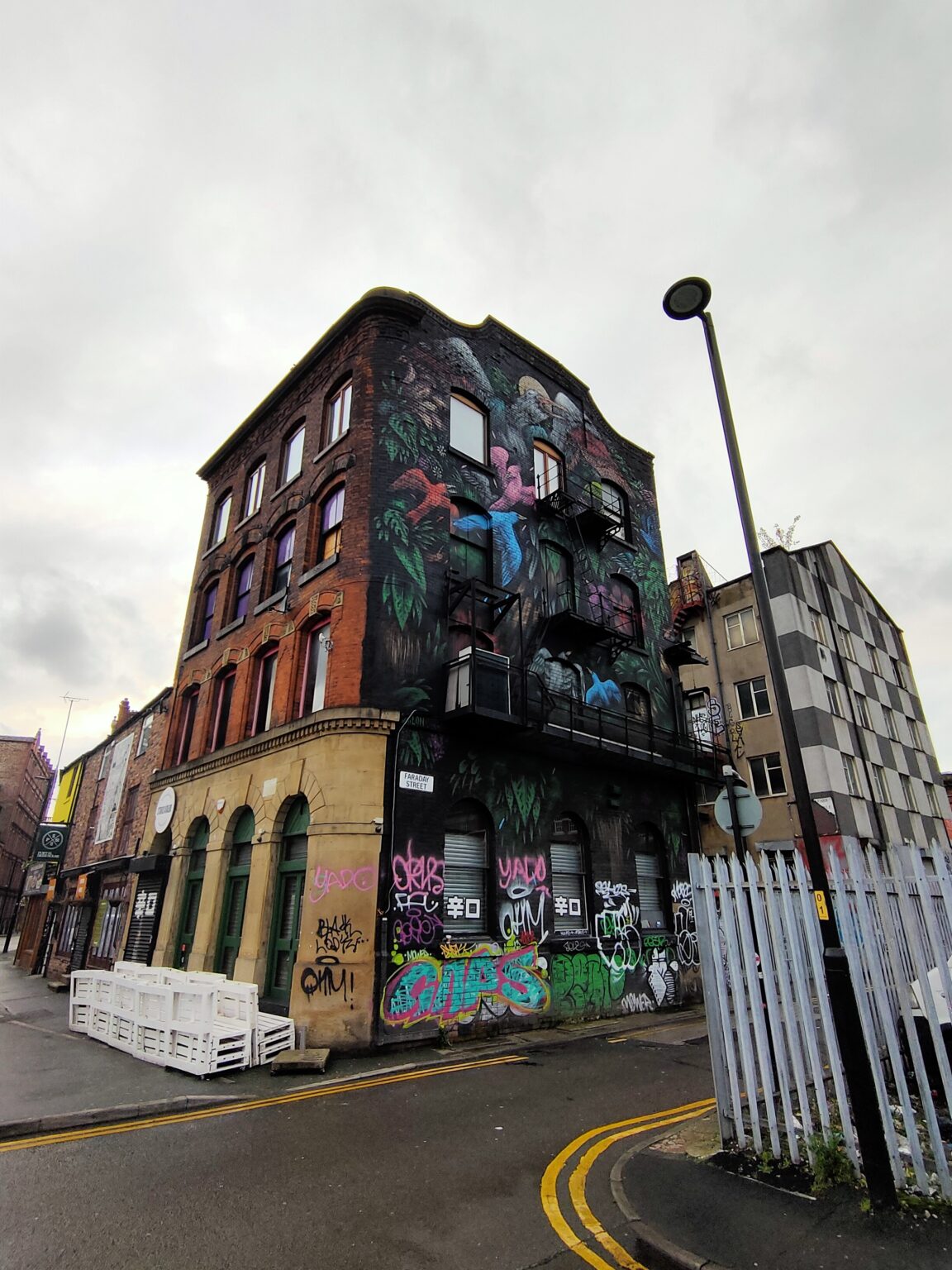 Birds Mural on Faraday Street, Manchester - Official website of Mikki Tiamo